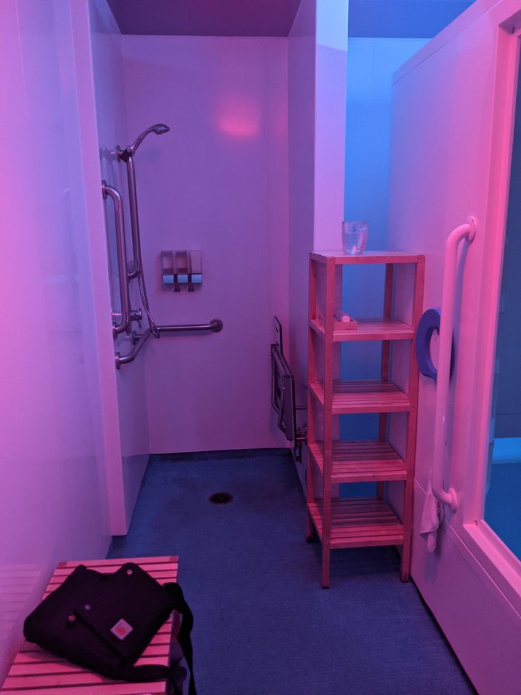 FLOAT ON 【58 Photos & 147 Reviews】 4530 SE Hawthorne Blvd, Portland ...