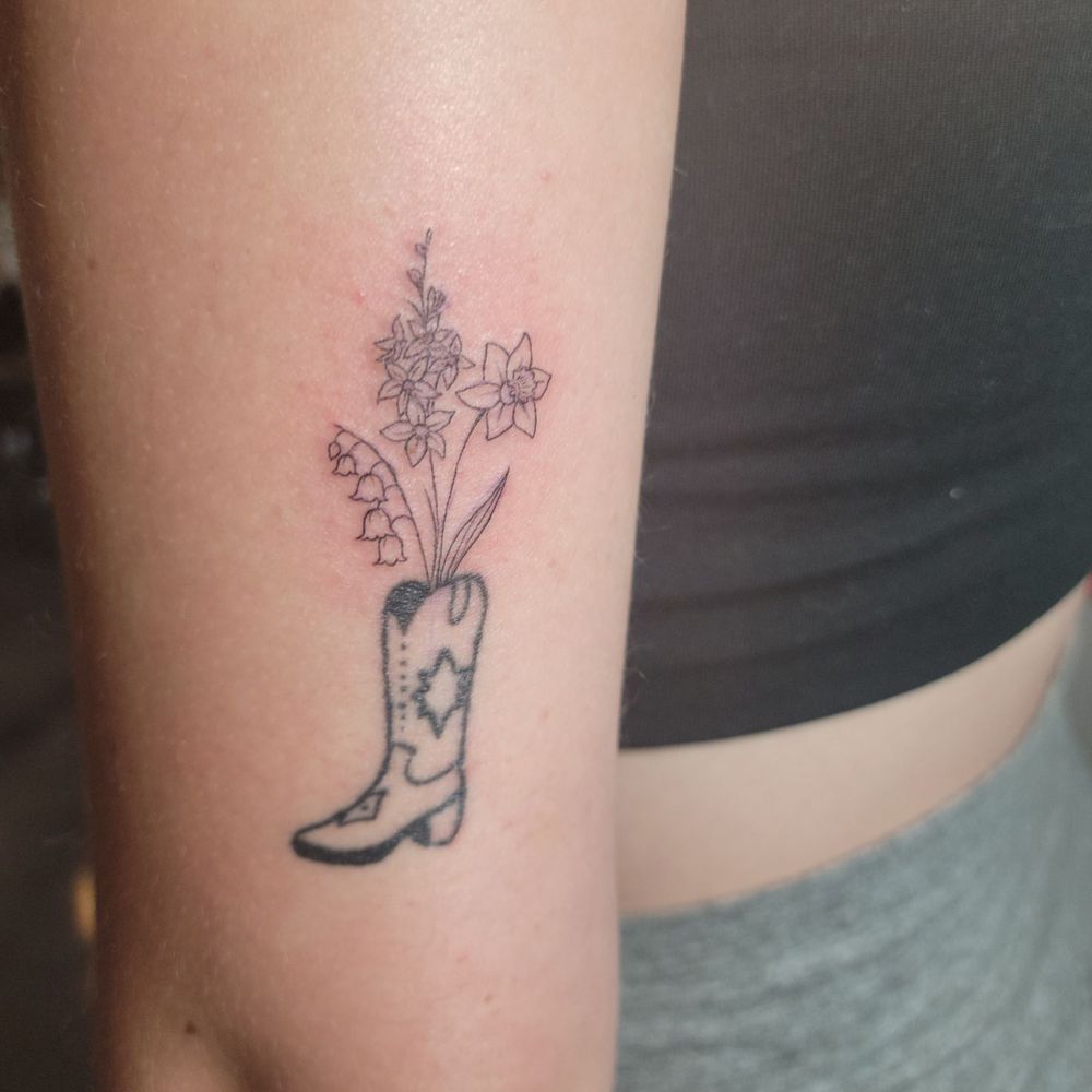 Back Dimple Piercing With Tattoo