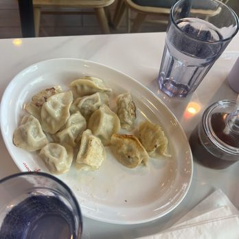 T DUMPLINGS HOUSE - Updated December 2025 - 252 Photos & 132 Reviews ...