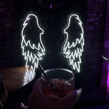 THE TIPSY CROW - Updated November 2024 - 748 Photos & 1459 Reviews ...