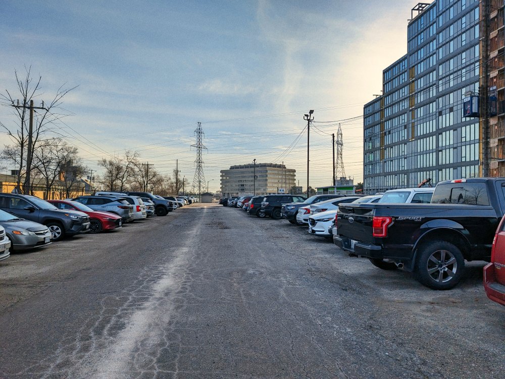 PARK ‘N FLY - Updated December 2024 - 79 Reviews - 626 Dixon Road ...