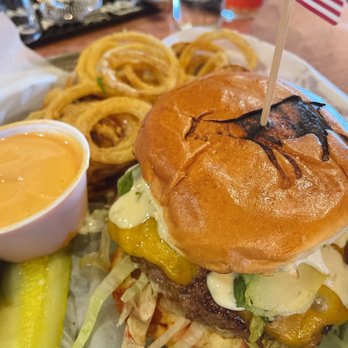 THE GOAT - Updated April 2025 - 41 Photos & 86 Reviews - 50 Old Granite ...