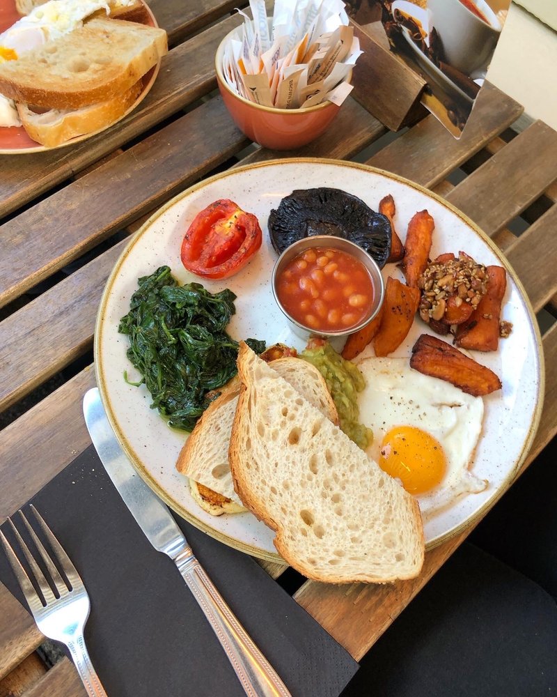 TASTE FOOD COMPANY CAFE AND BISTRO - Updated September 2025 - 135 ...