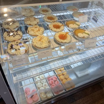 SUGAR BEACH BAKE SHOP - Updated March 2025 - 1424 Photos & 904 Reviews ...