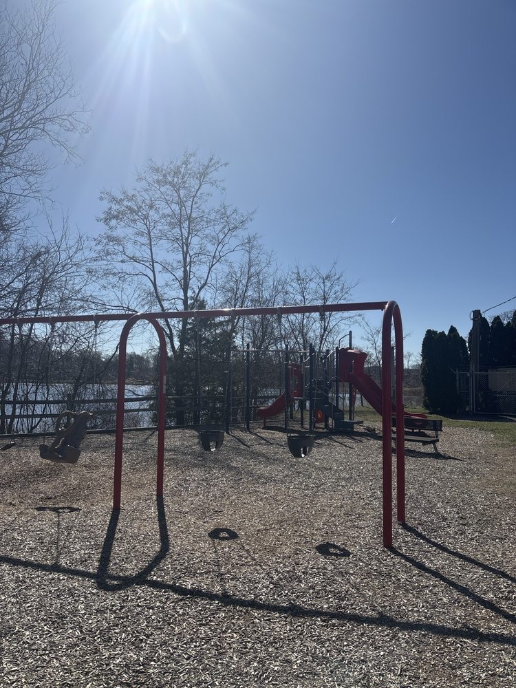 LAKESIDE PARK PLAYGROUND - Updated March 2025 - Pompton Lakes, New ...