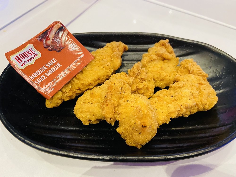 ROADIES BURGERS BAR - Updated March 2025 - 15 Photos - 2080 United ...