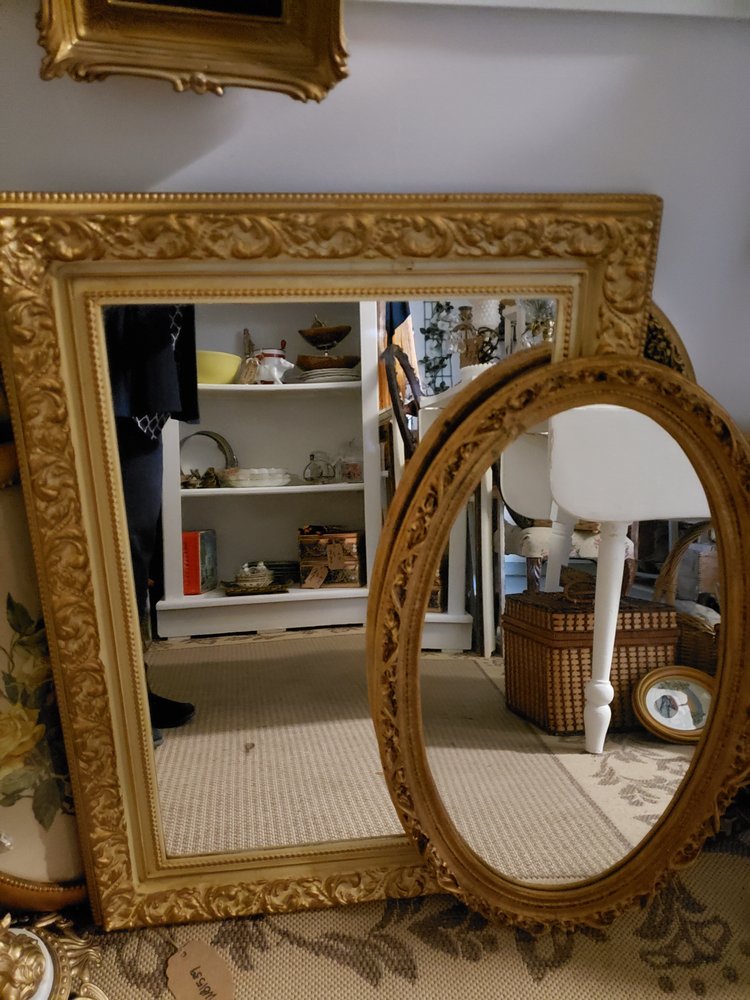 THE HAYLOFT VINTAGE MALL - Updated March 2024 - 20457 Douglas Cres ...