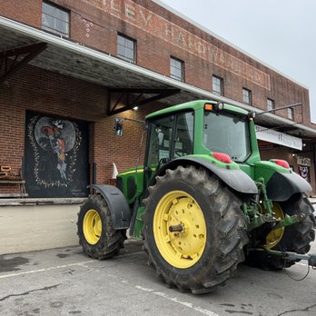 WAREHOUSE 41 VINTAGE MARKET - Updated August 2025 - 149 Photos & 20 ...