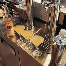 THE WOLF DEN BAR AND GRILL - Updated July 2025 - 74 Photos & 23 Reviews ...