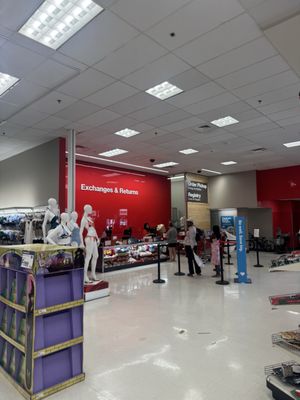 TARGET - Updated May 2026 - 41 Photos & 63 Reviews - 3970 SW Archer Rd ...