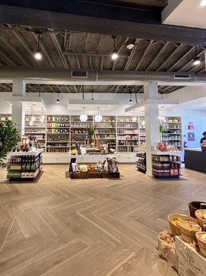 NOUVELLE MAISON - Updated April 2025 - 22 Photos - 30 Church St ...