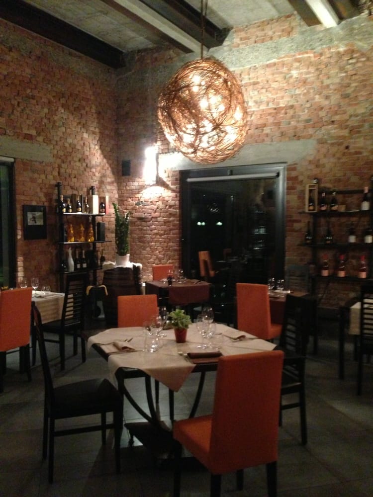 LA STAZIONE DI SALICE - Updated January 2025 - Viale Diviani 7, Salice ...