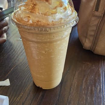 THE FIG TREE COFFEE, ART, & MUSIC LOUNGE - Updated May 2025 - 352 ...