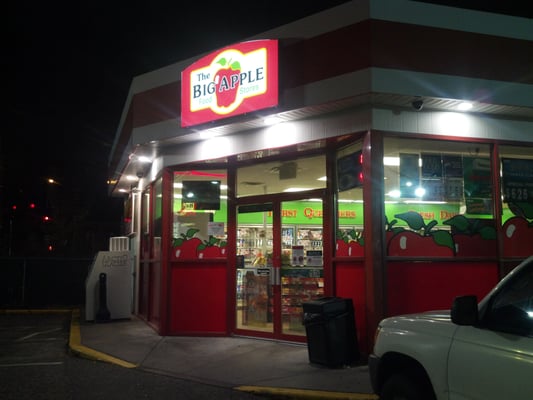 BIG APPLE STORE - Updated December 2024 - 16 Washington Ave, Portland ...
