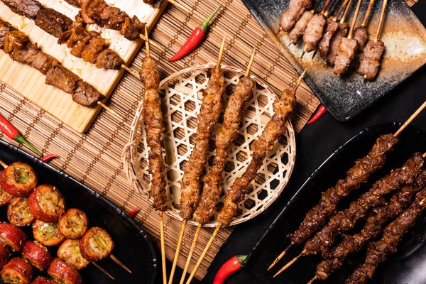 CHAT BAR DOWNTOWN - Updated October 2025 - 50 Photos & 13 Reviews - 307 ...