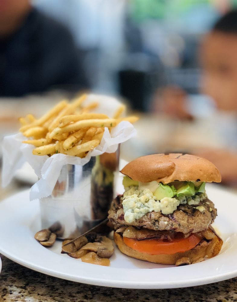 YANNI’S BAR & GRILL - 576 Photos & 642 Reviews - 12015 Scripps ...