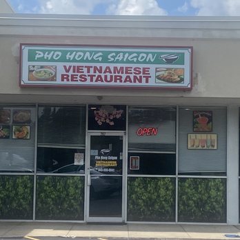 PHO HONG SAIGON - Updated December 2024 - 61 Photos & 57 Reviews - 205 ...