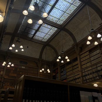 THE GREAT LIBRARY IN OSGOOD HALL - Updated May 2025 - 130 Queen Street ...