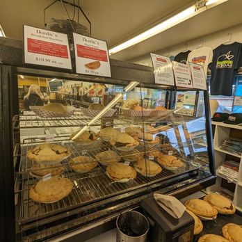 IKEDA’S CALIFORNIA COUNTRY MARKET - Updated June 2024 - 1763 Photos ...