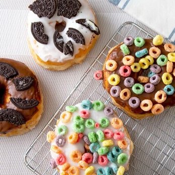 MOON DONUTS - Updated October 2025 - 691 Photos & 465 Reviews - 1000 ...