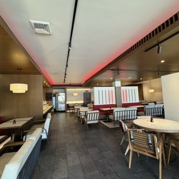 MOONGA ASIAN BISTRO - Updated August 2025 - 641 Photos & 185 Reviews ...