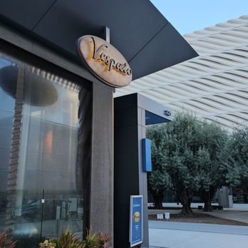 VESPAIO - Updated November 2024 - 992 Photos & 892 Reviews - 225 S ...