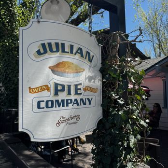 JULIAN PIE COMPANY - Updated May 2024 - 2340 Photos & 1527 Reviews ...