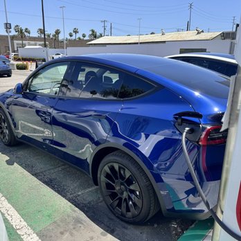 TESLA - LONG BEACH - Updated July 2024 - 78 Photos & 94 Reviews - 1800 ...