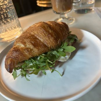 THE LOVE SHACK - Updated December 2025 - 274 Photos & 92 Reviews - 1645 ...