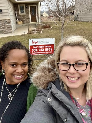 EXPERIENCE YOUR HOME TEAM - Updated May 2024 - Contact Agent - 11 ...