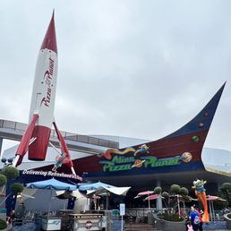 ALIEN PIZZA PLANET - Updated December 2025 - 1137 Photos & 785 Reviews ...