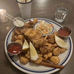 THE SALT LINE - BETHESDA - Updated August 2024 - 161 Photos & 115 ...