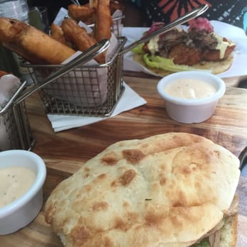 CAFE ISSUS - Updated October 2025 - 55 Photos & 21 Reviews - 8-10 ...