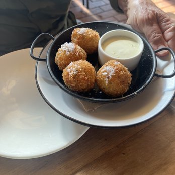 ATTICUS FINCH - Updated August 2024 - 198 Photos & 90 Reviews - 1106 ...