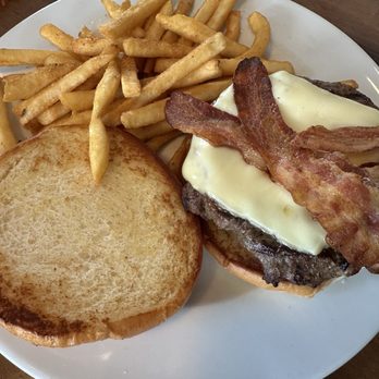 DOG WATCH CAFE - Updated August 2025 - 617 Photos & 607 Reviews - 194 ...