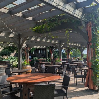 RUSTIC ROOTS WINERY - Updated November 2025 - 151 Photos & 41 Reviews ...