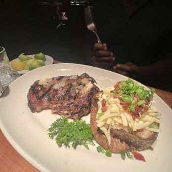 HOUSTON’S RESTAURANT - Updated December 2025 - 413 Photos & 558 Reviews ...