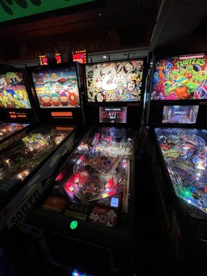 LUCKY SNAKE ARCADE & SPORTS BAR AT SHOWBOAT - 37 Photos & 40 Reviews ...