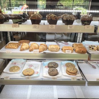 DE CLIEU - Updated December 2025 - 57 Photos & 26 Reviews - 2235 ...