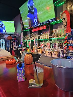 DB’S SPORTS BAR - Updated December 2025 - 16 Photos - 14513 7th St ...