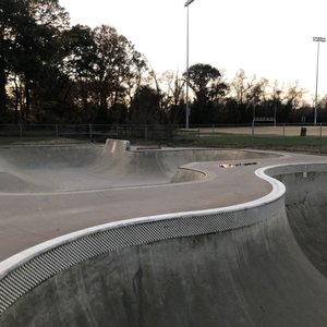 CHINN AQUATICS & FITNESS CENTER - 27 Photos & 33 Reviews - 13025 Chinn ...