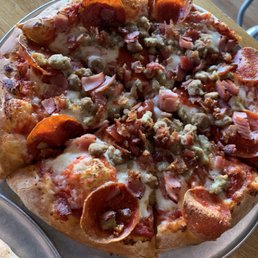 AVIATOR PIZZA & DRAFTHOUSE - Updated July 2025 - 180 Photos & 300 ...