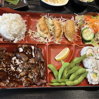 HIKARI SUSHI & BAR - Updated May 2025 - 1625 Photos & 499 Reviews ...