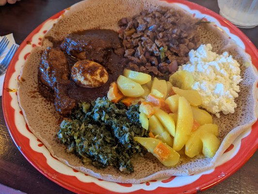 AMBO ETHIOPIAN CUISINE - 13 Photos & 58 Reviews - 902 N State St ...