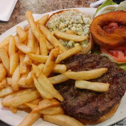 EMBASSY DINER - Updated December 2025 - 322 Photos & 387 Reviews - 4280 ...