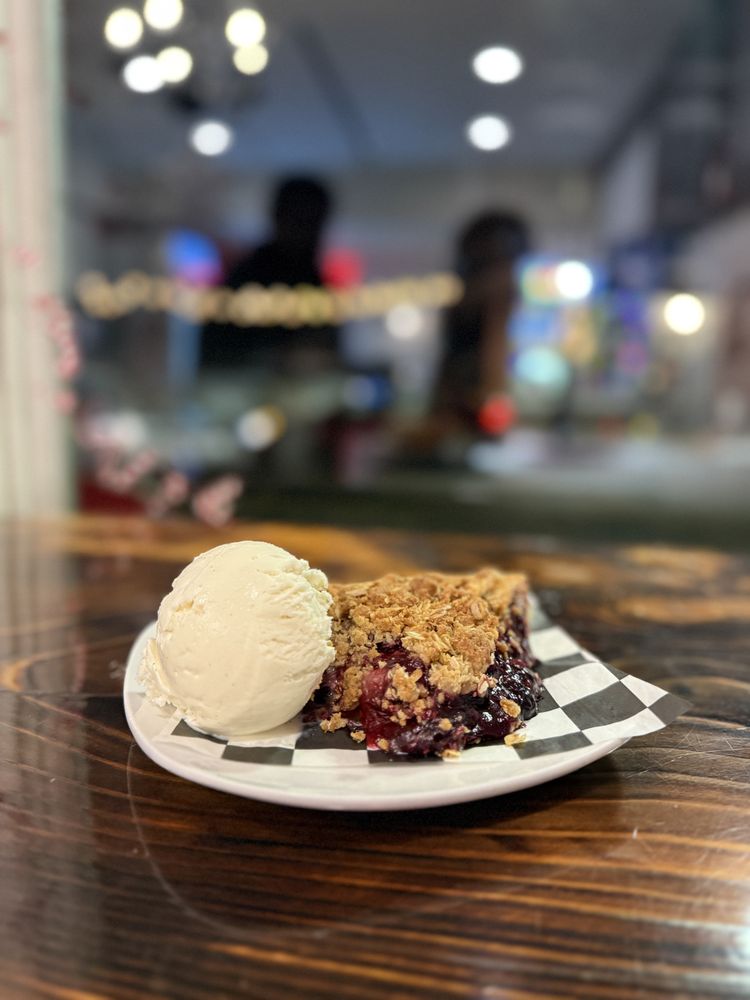 NOBLE PIES - Updated September 2025 - 48 Photos & 20 Reviews - 137 Main ...