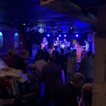 SHAKEDOWN BAR - Updated December 2024 - 35 Photos & 63 Reviews - 304 ...