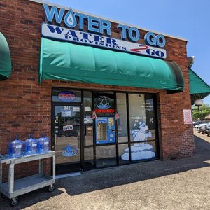 BLUE JUG ALKALINE WATER & HEALTH MARKET - 12 Photos - 2035 W McDermott ...