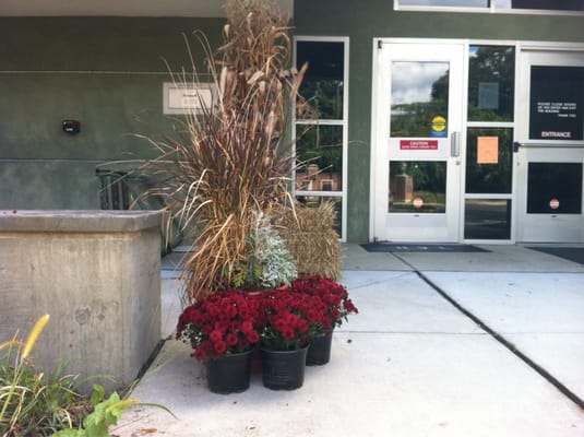 HUNTINGDON VALLEY LIBRARY - Updated July 2025 - 625 Red Lion Rd ...