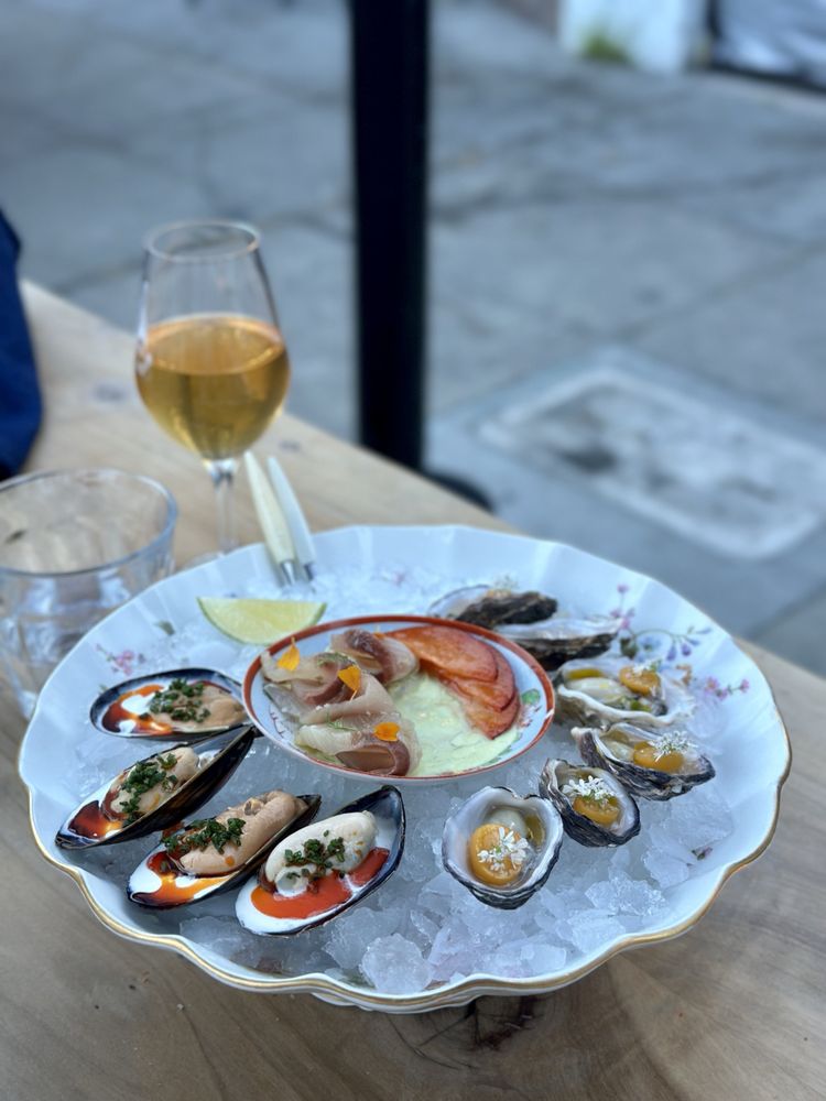 SNAIL BAR - Updated June 2025 - 755 Photos & 148 Reviews - 4935 ...